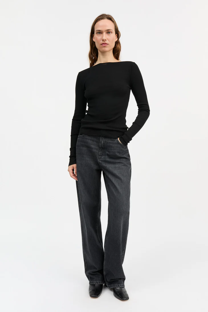 AMY Wide Neck Blouse Black - m.a.s.